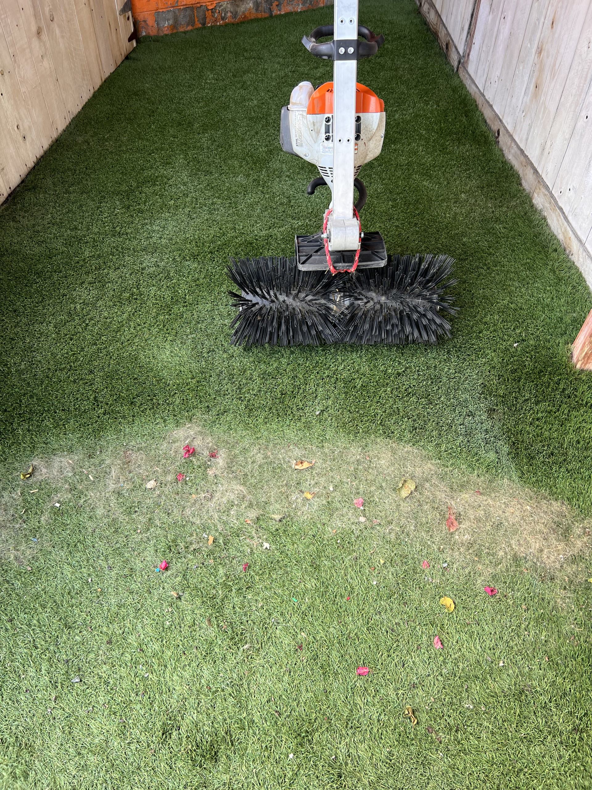 How to Power-Broom Artificial Turf Correctly | TurFresh